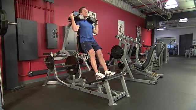 Lever V-Squat (plate loaded) | myworkouts.io