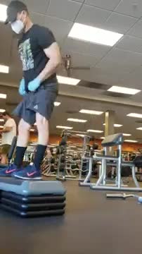 Box Jump-Up with Stabilization Transverse | myworkouts.io